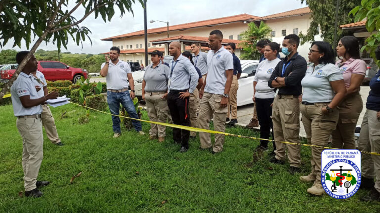 Análisis y Procesamiento del Lugar de los Hechos CSI, noveno grupo - Instituto de Medicina Legal ...